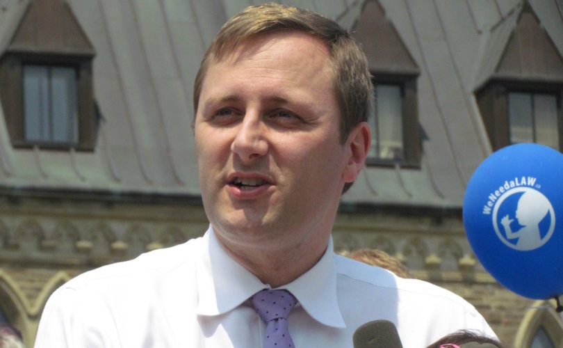 Tory leadership candidate rips public library for banning his meeting ...